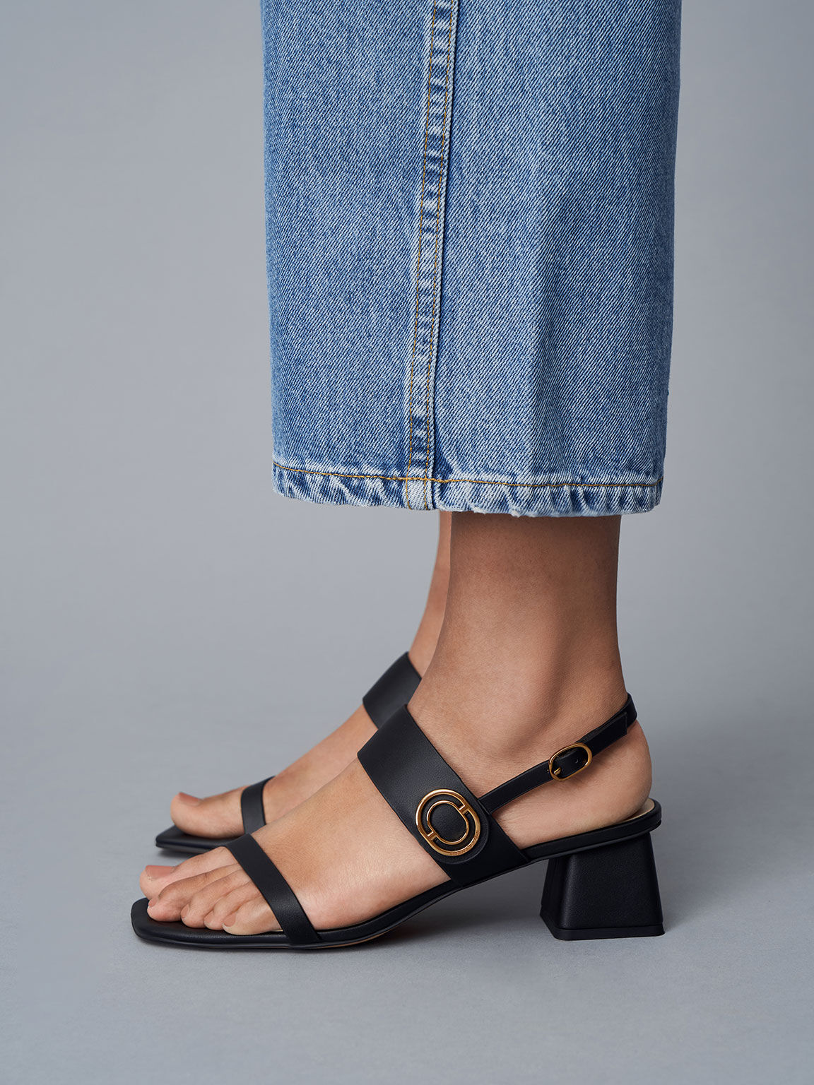 Womens Sandals Shop Exclusive Styles Charles And Keith Mx