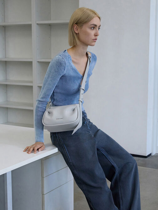 여성 크로스바디 백 | 익스클루시브 스타일 | 찰스앤키스 코리아