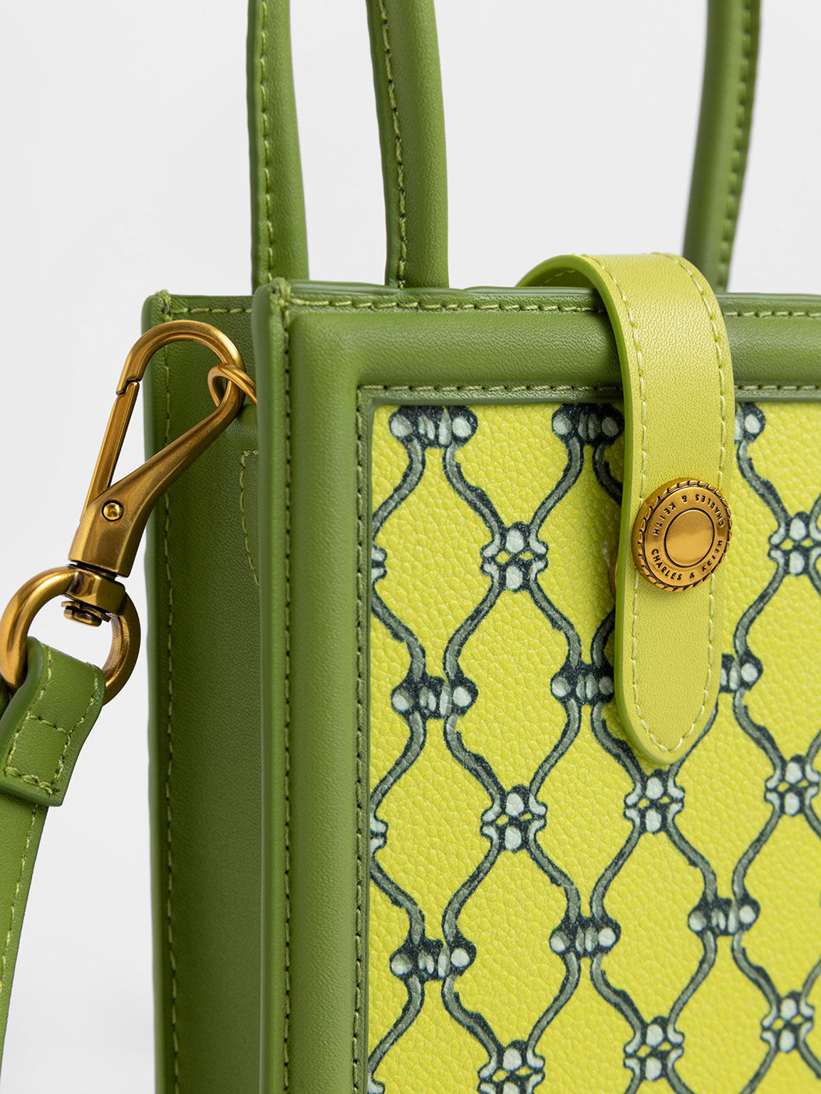 Women's Mini & Small Bags | Shop Online | CHARLES & KEITH AU