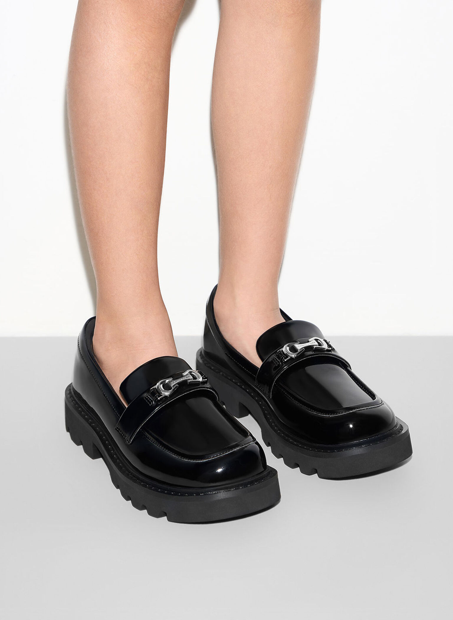 Black Boxed Girls' Metallic Accent Chunky Loafers - CHARLES & KEITH MX