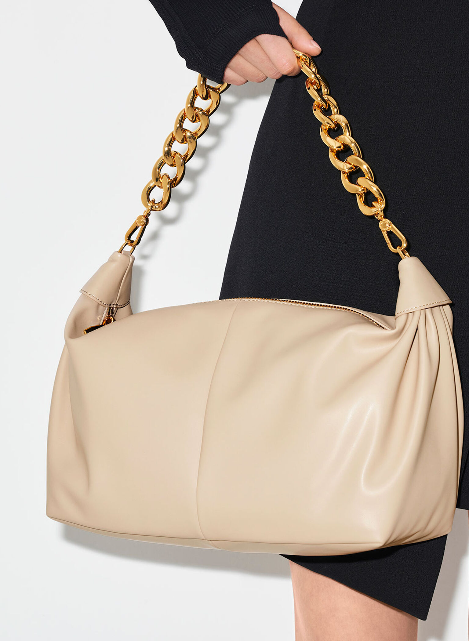 Beige Chunky Chain Link Hobo Bag - CHARLES & KEITH HK