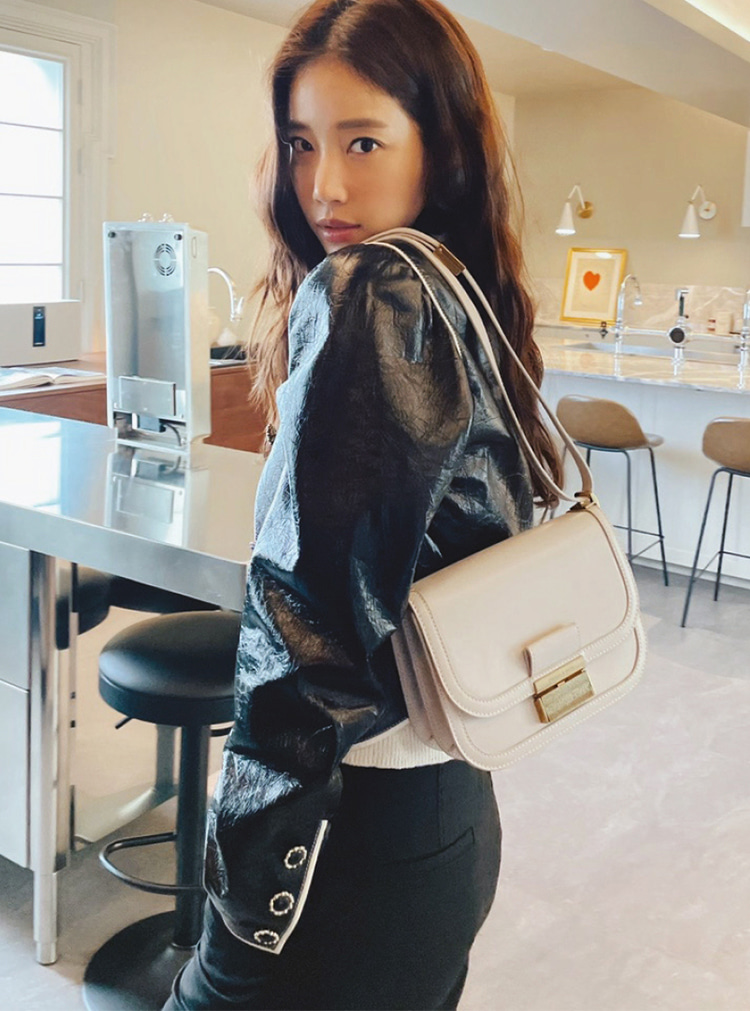 As Seen On Ki Eun Se Summer 2021 Charles And Keith Za