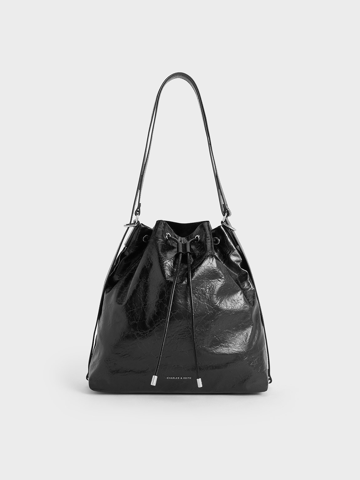 Noir Neva Two-Way Bucket Bag - CHARLES & KEITH AW